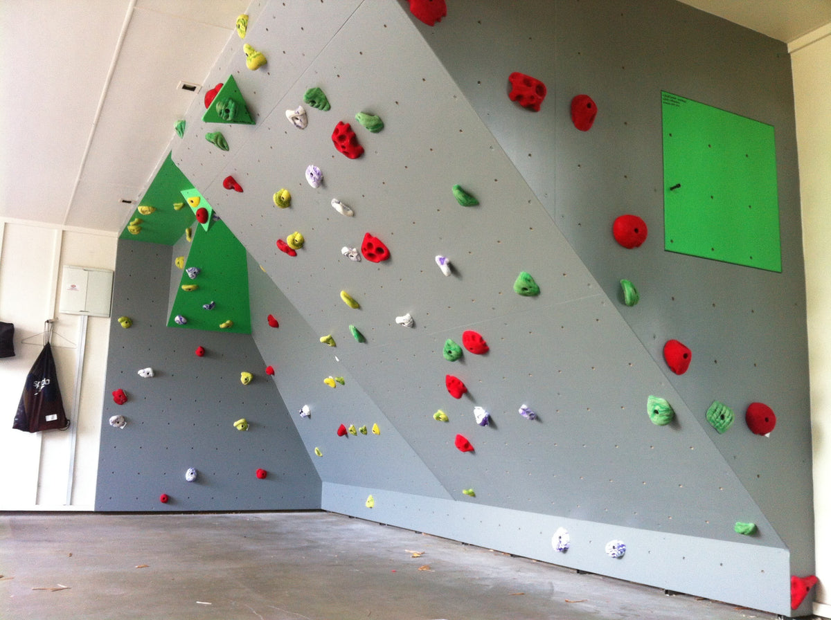 Custom Built Climbing Walls – Awesome Woodys